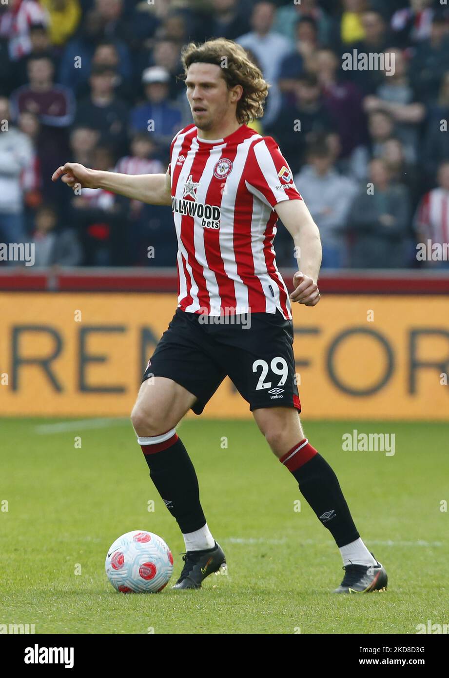 Mads bech tottenham hi-res stock photography and images - Alamy