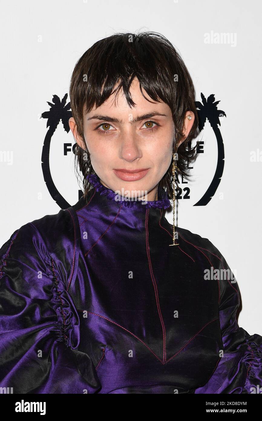 Hollywood FL, USA. 04th Nov, 2022. Zoe Bleu Sidel attends The 37th Fort ...