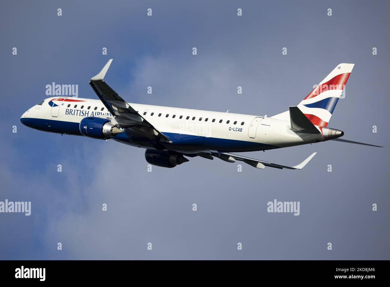 British Airways Embraer ERJ-190 aircraft departs from Amsterdam ...