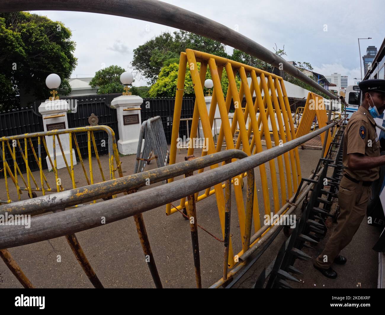 Barricades block the main entrance to prime minister, Mahinda Rajapaksa ...