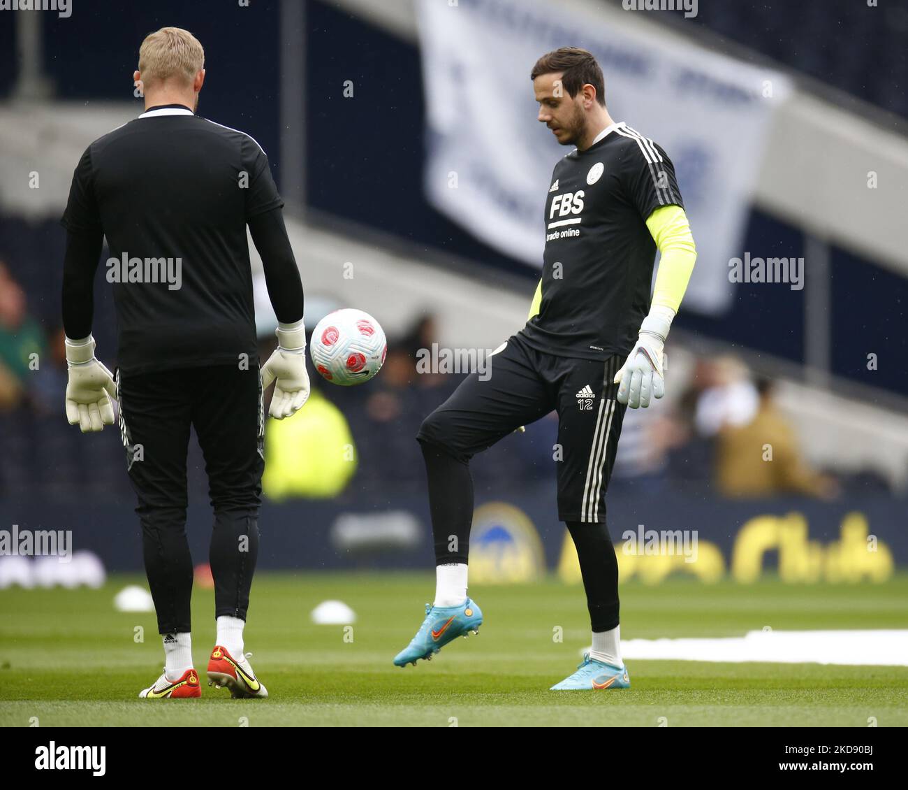 Leicester City's Danny Ward during the pre-match warm-up during Premier ...