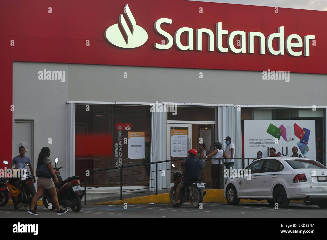 Santander branch in Playa del Carmen. On Friday, 29 April 2022, in ...