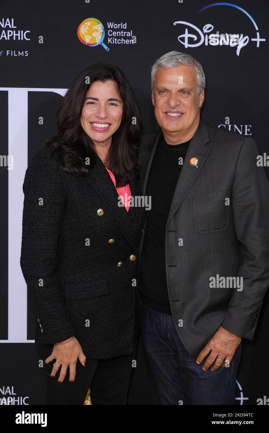 NEW YORK, NEW YORK - MAY 03: Sandra Ripert and Eric Ripert attend ...