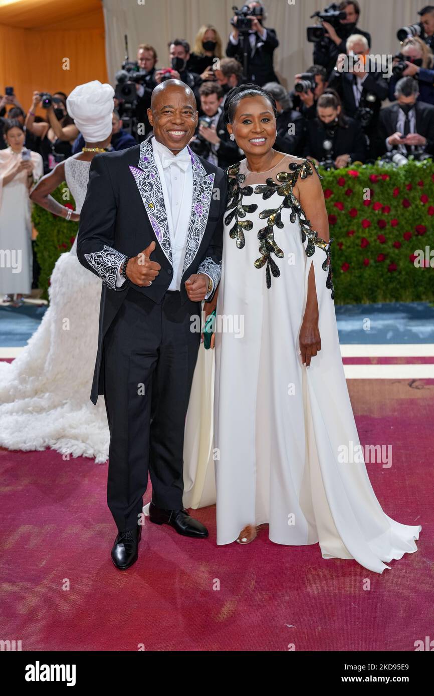 NEW YORK, NEW YORK - MAY 02: Tracey Collins and New York City Mayor ...