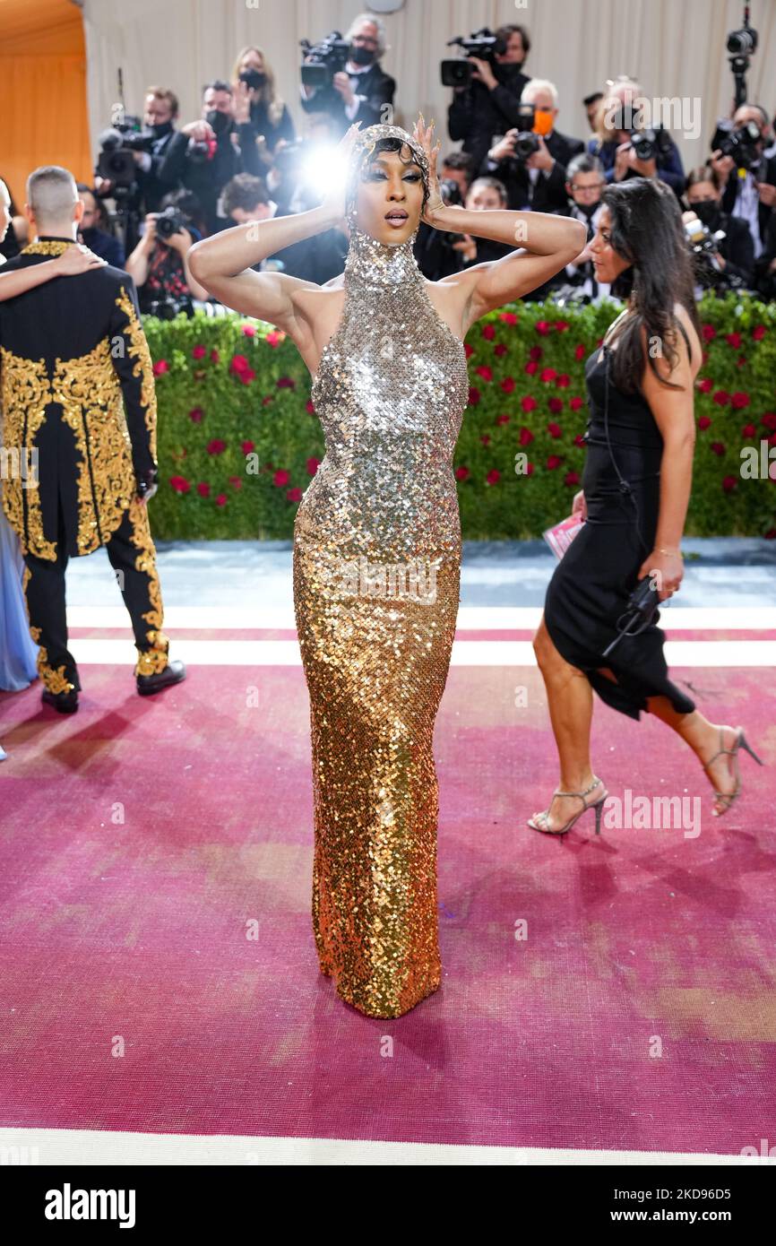 NEW YORK, NEW YORK - MAY 02: MJ Rodriguez attend The 2022 Met Gala ...