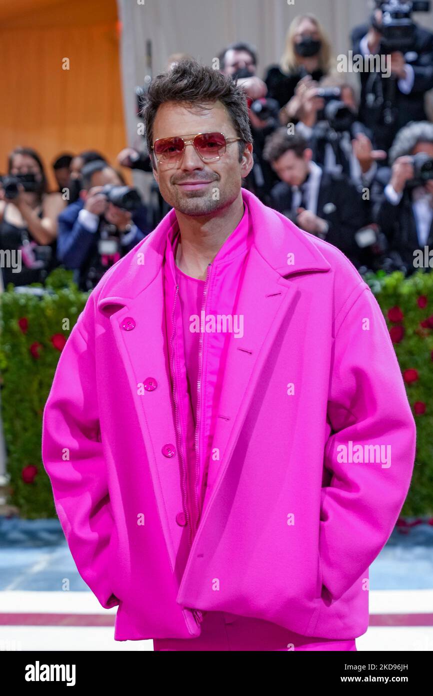 NEW YORK, NEW YORK - MAY 02: Sebastian Stan attend The 2022 Met Gala ...