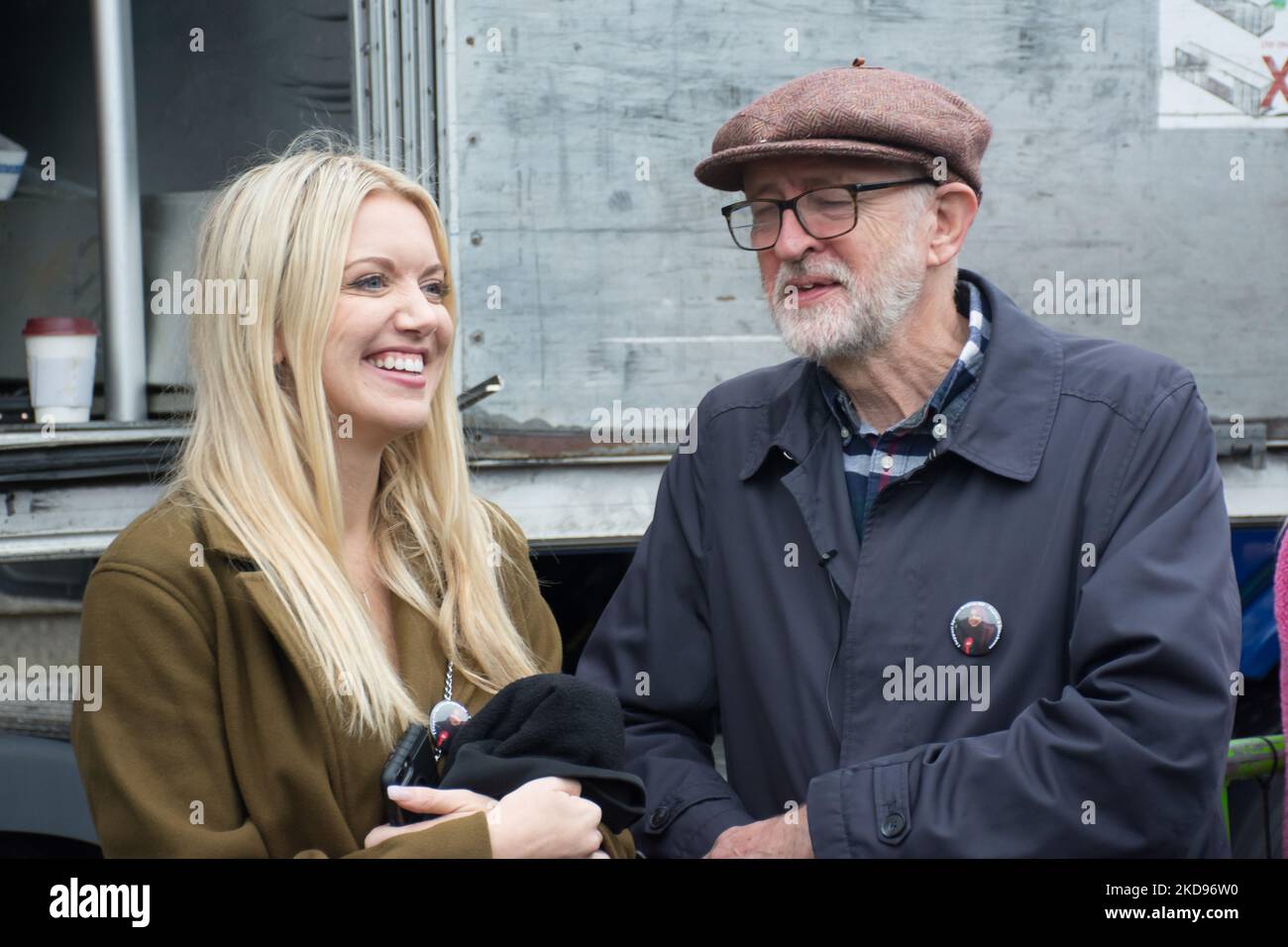 Trafalgar square, London, UK. 5th November 2022. Speaker Jeremy Corbyn ...