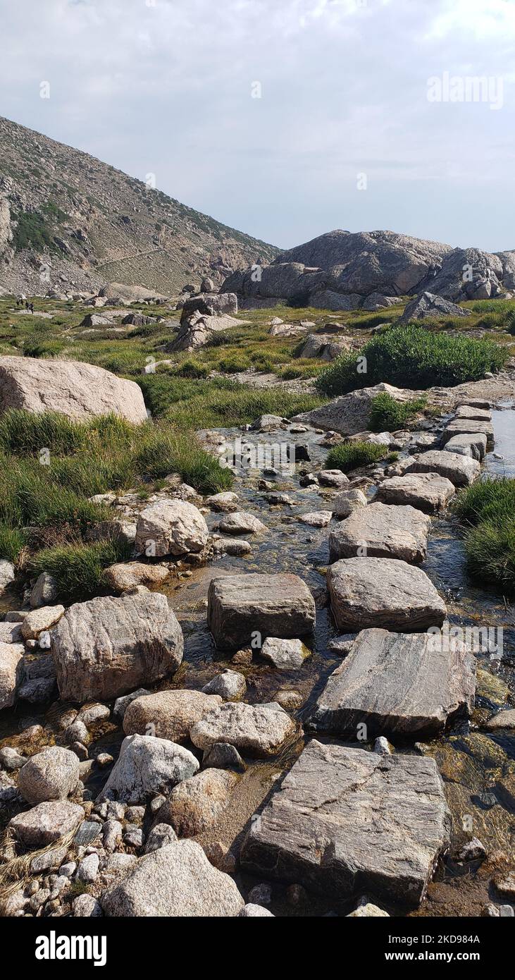 Chasm lake rocky hi-res stock photography and images - Alamy