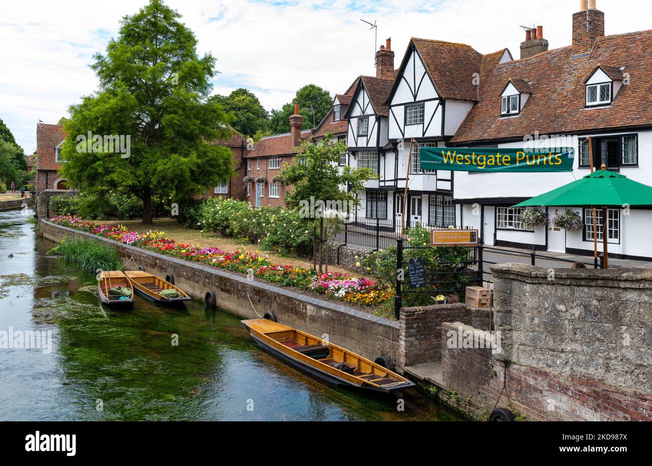 Westgate Punts and Great Stour River, Canterbury, England, UK Stock ...
