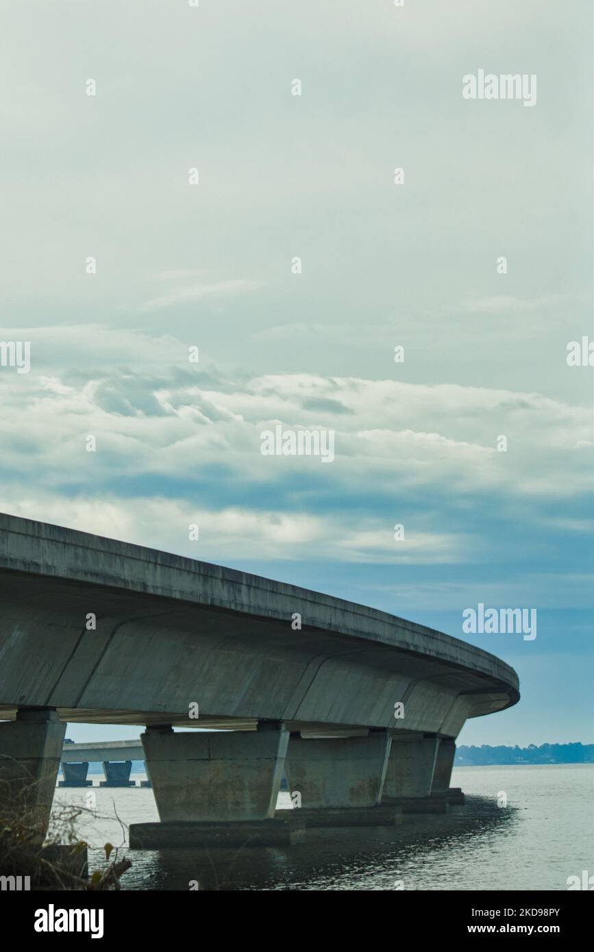 Milton bridge hi-res stock photography and images - Alamy