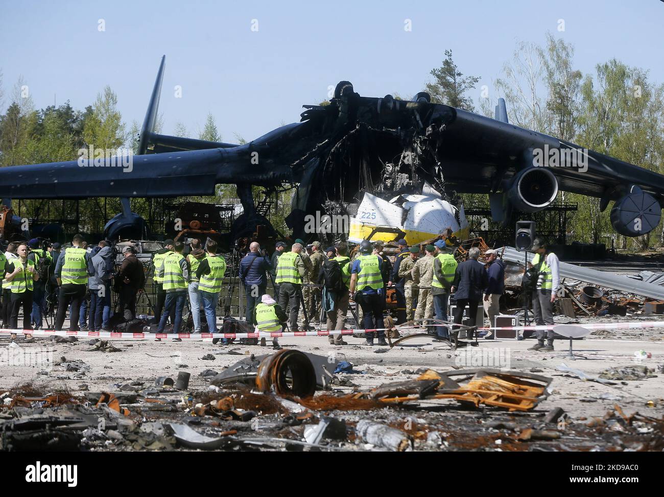 A largest Ukrainian transport plane Antonov An-225 Mriya ('Dream') is ...