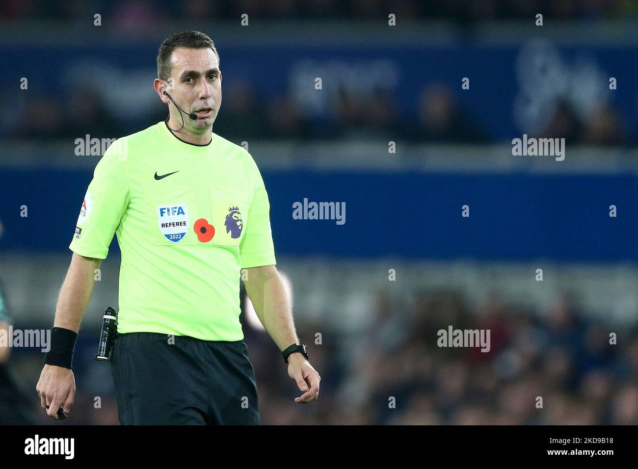 Referee david coote hi-res stock photography and images - Alamy