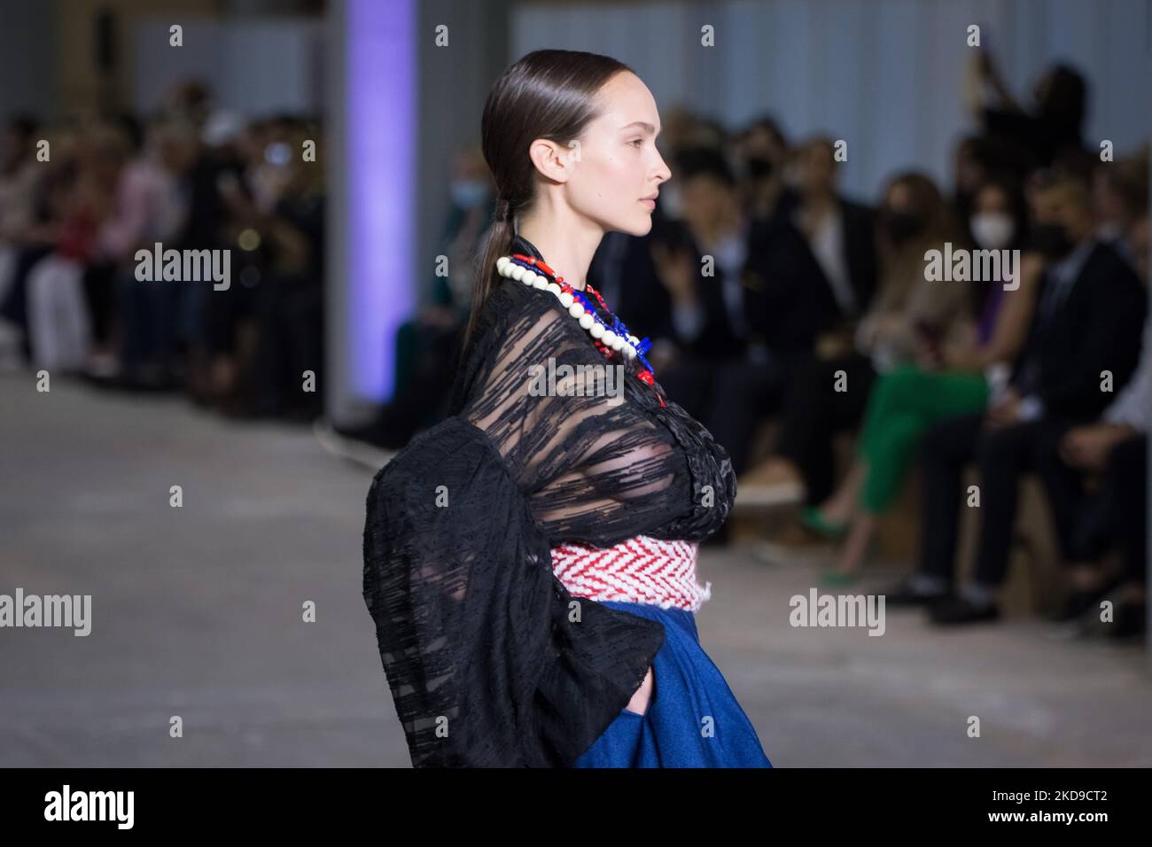 The New Graduate Fashion Show (NGFL) with new fashion and jewelry ...