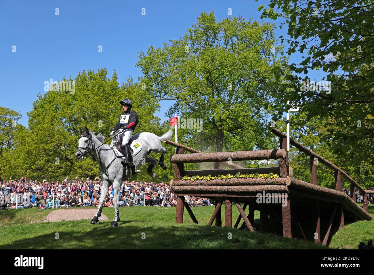 Oliver Townend riding Swallow Springs during the Cross Country Event at ...