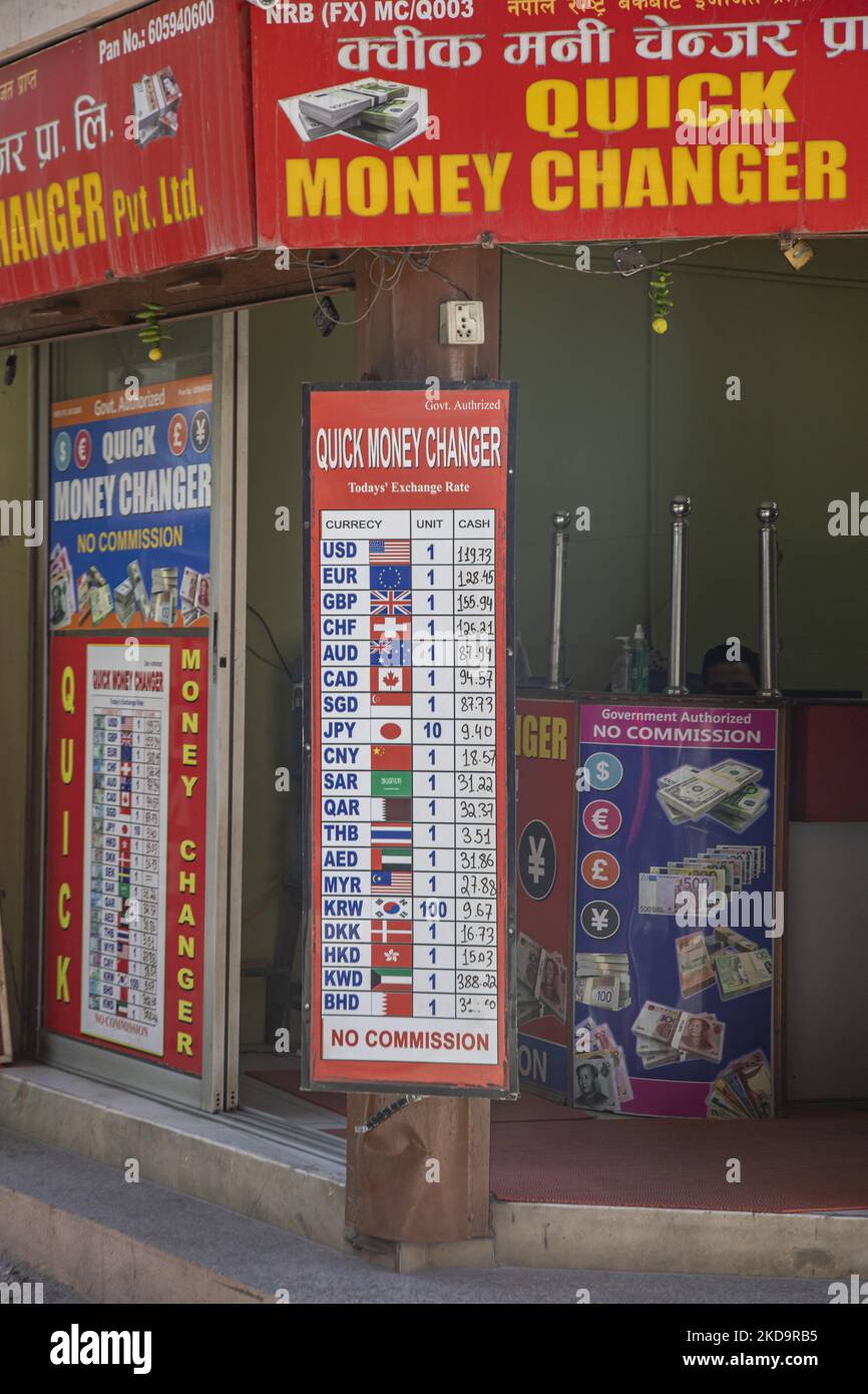 Indian bank counter hi-res stock photography and images - Alamy