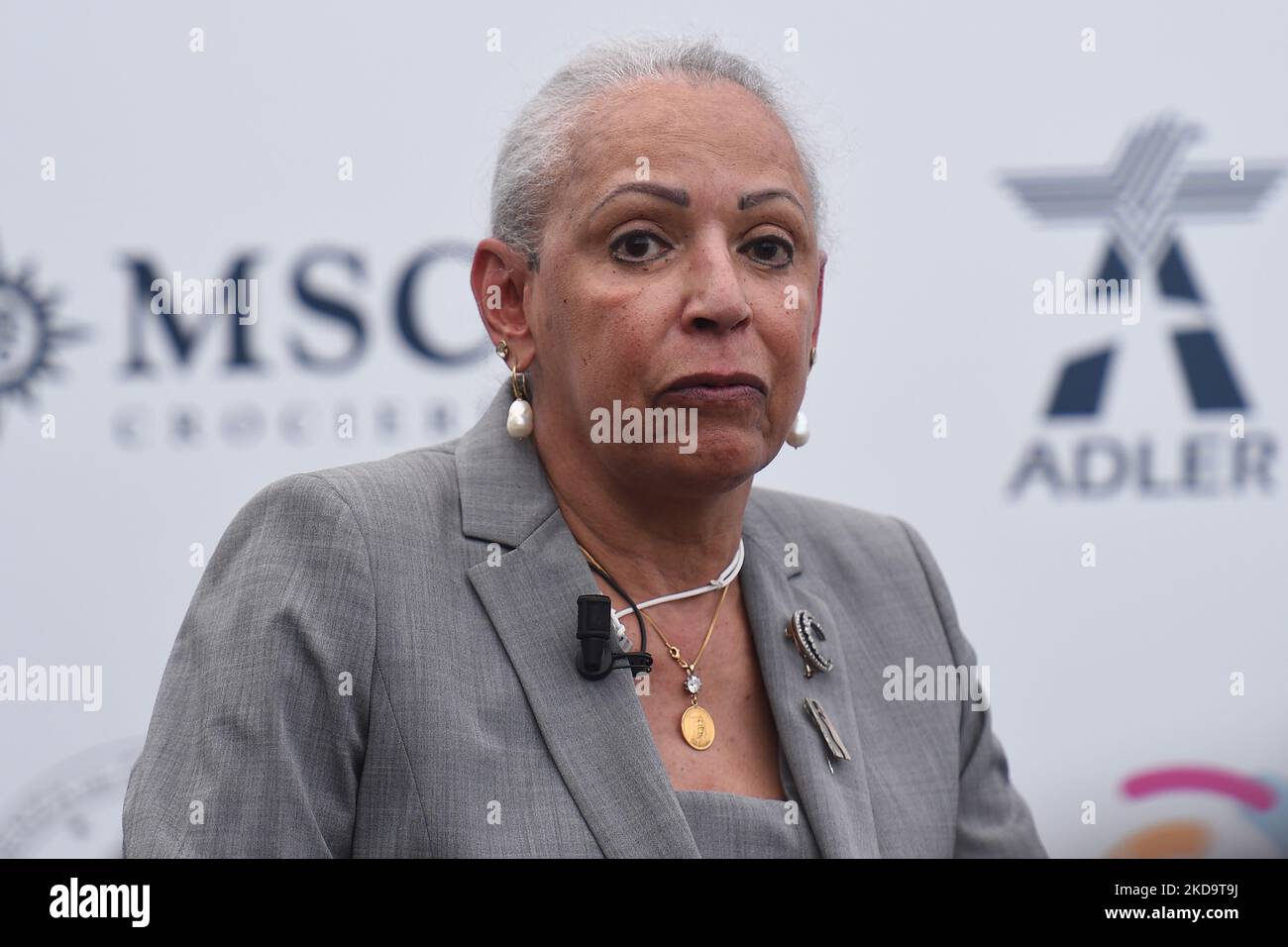 Kuwait verso hi-res stock photography and images - Alamy