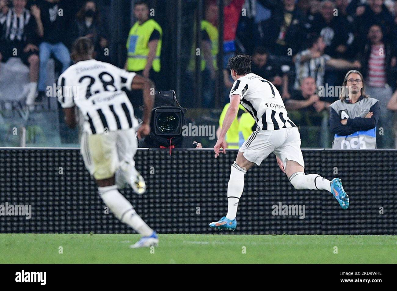 Dušan vlahovic goal hi-res stock photography and images - Alamy