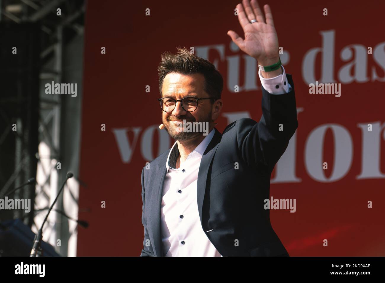 Thomas Kutschaty, the top candidate for SPD party greets to the crowd ...