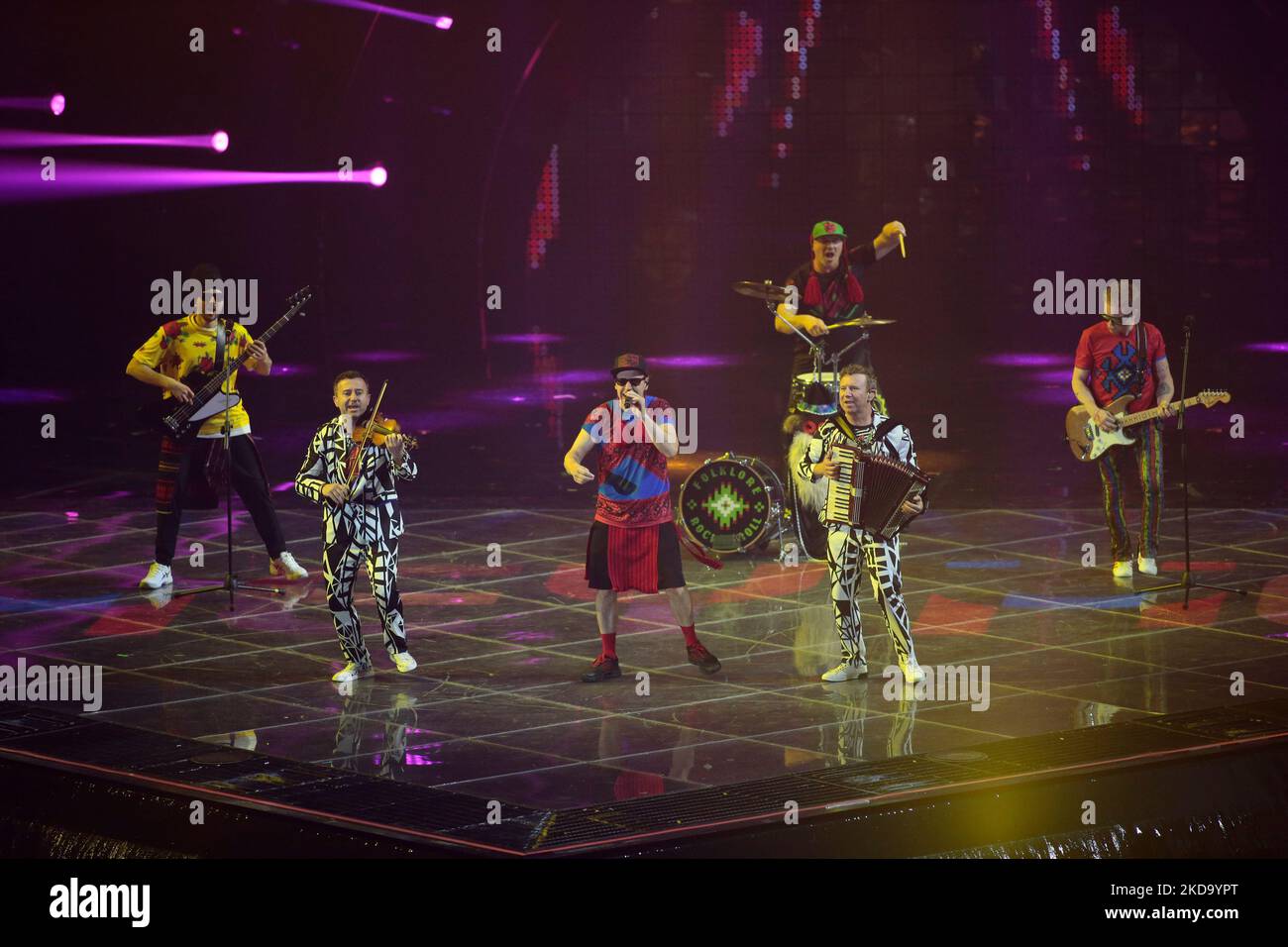 Zbod is Zdub & Advahov Brothers (Trenuletul) Moldova during the ...