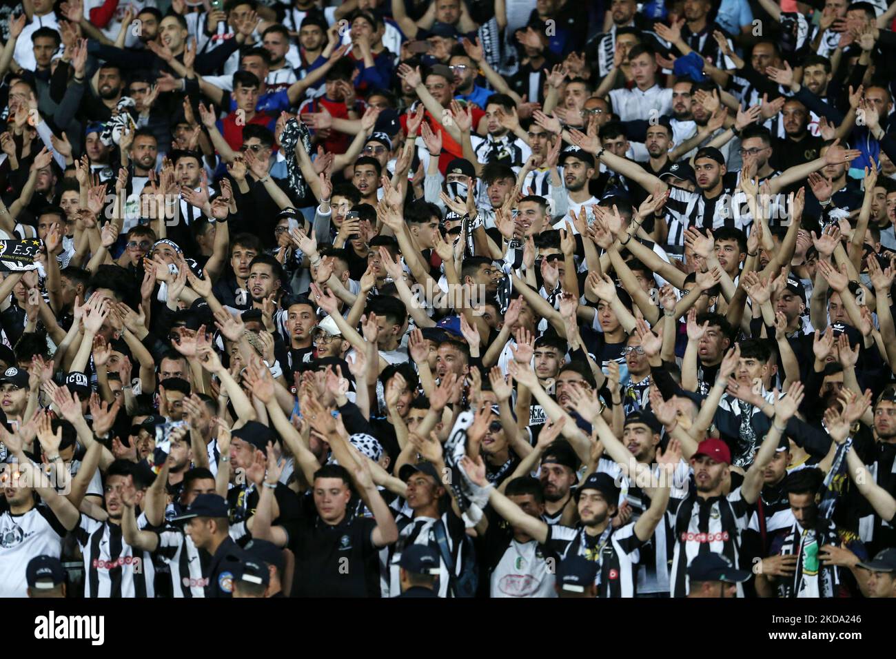 Es setif supporters hi-res stock photography and images - Alamy