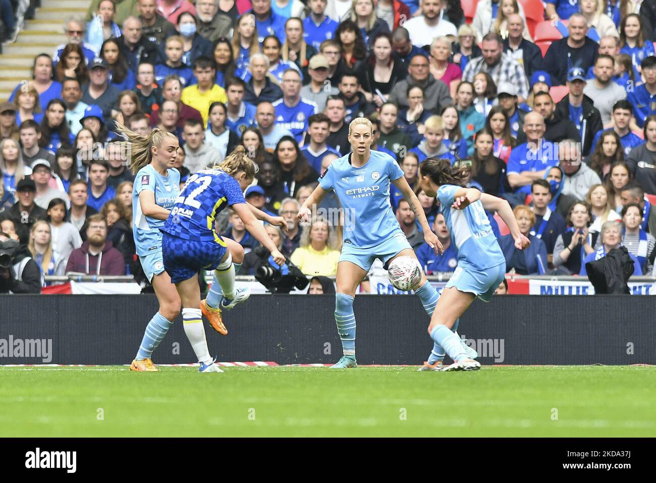 Erin Cuthbert of Chelsea shoots at goal during the Women's FA Cup Final ...