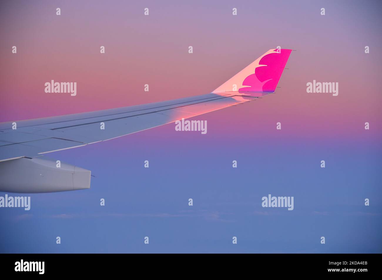 Honolulu airport is the home base of Hawaiian Airlines, Oahu HI Stock ...