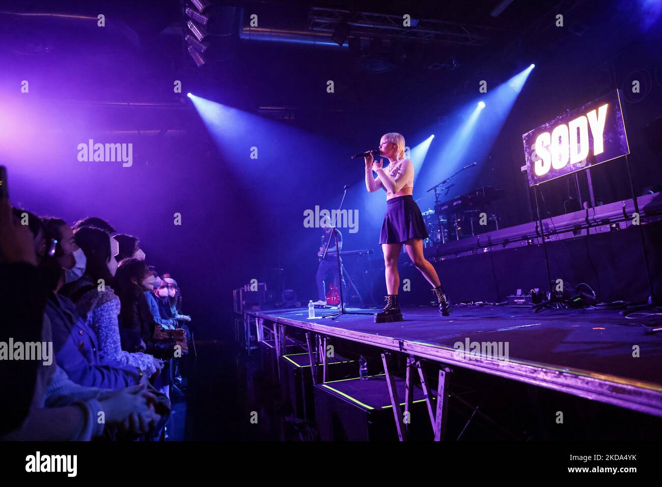 Sody on stage hi-res stock photography and images - Alamy