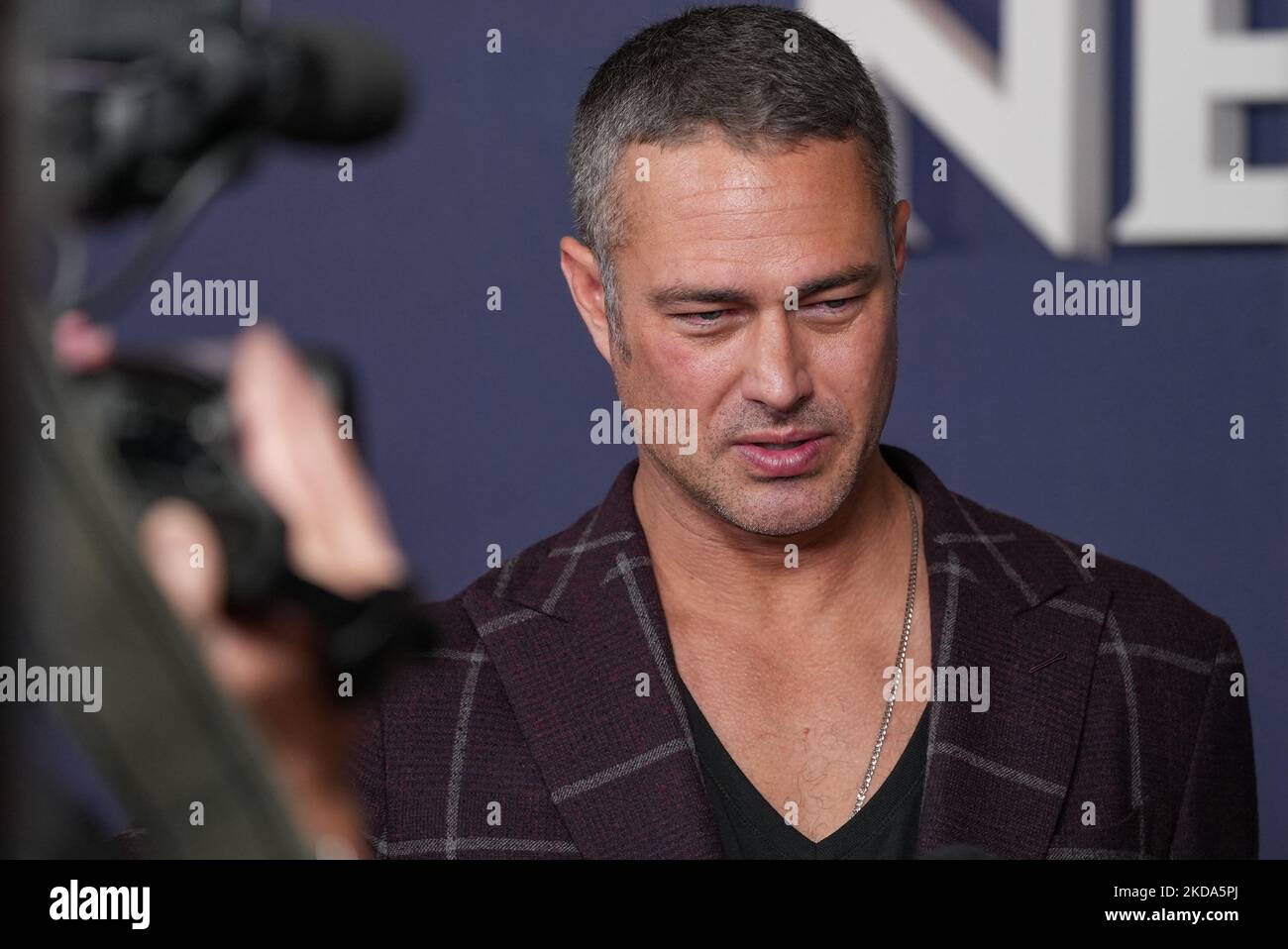 Jason Beghe David Duchovny