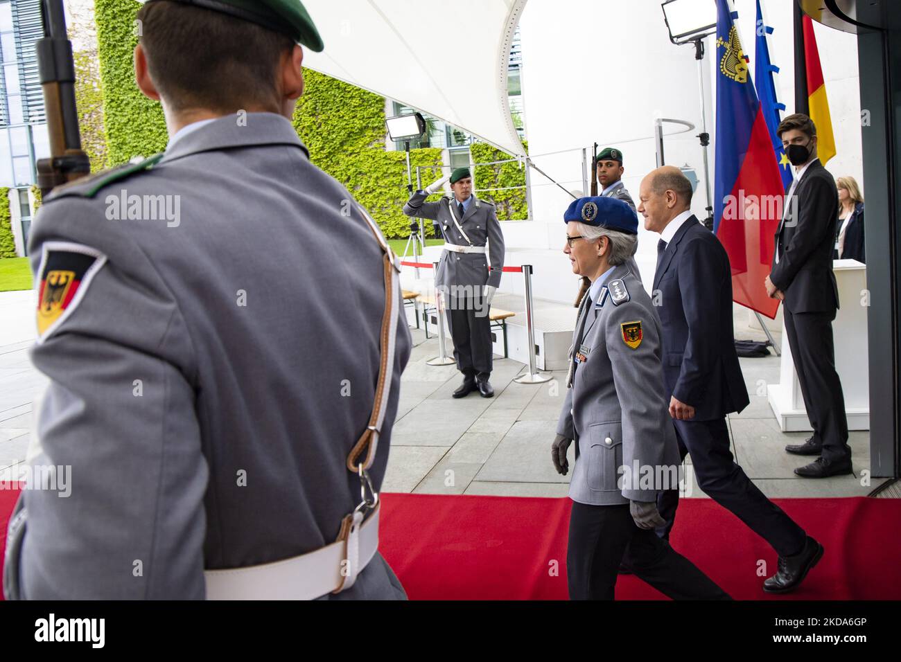 German Chancellor Olaf Scholz arrives to receive Prime Minister of ...