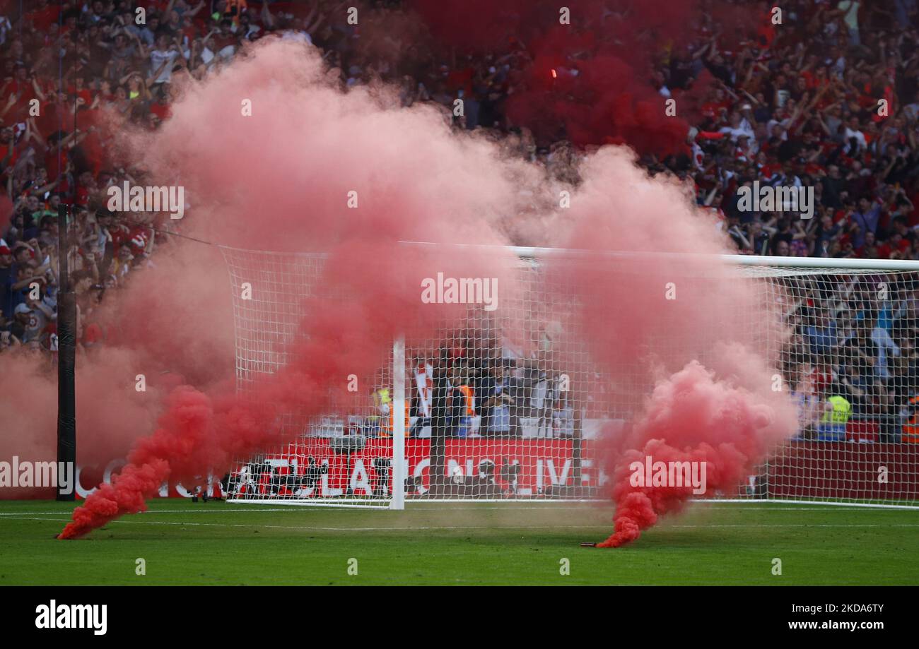 Soccer flares hi-res stock photography and images - Alamy