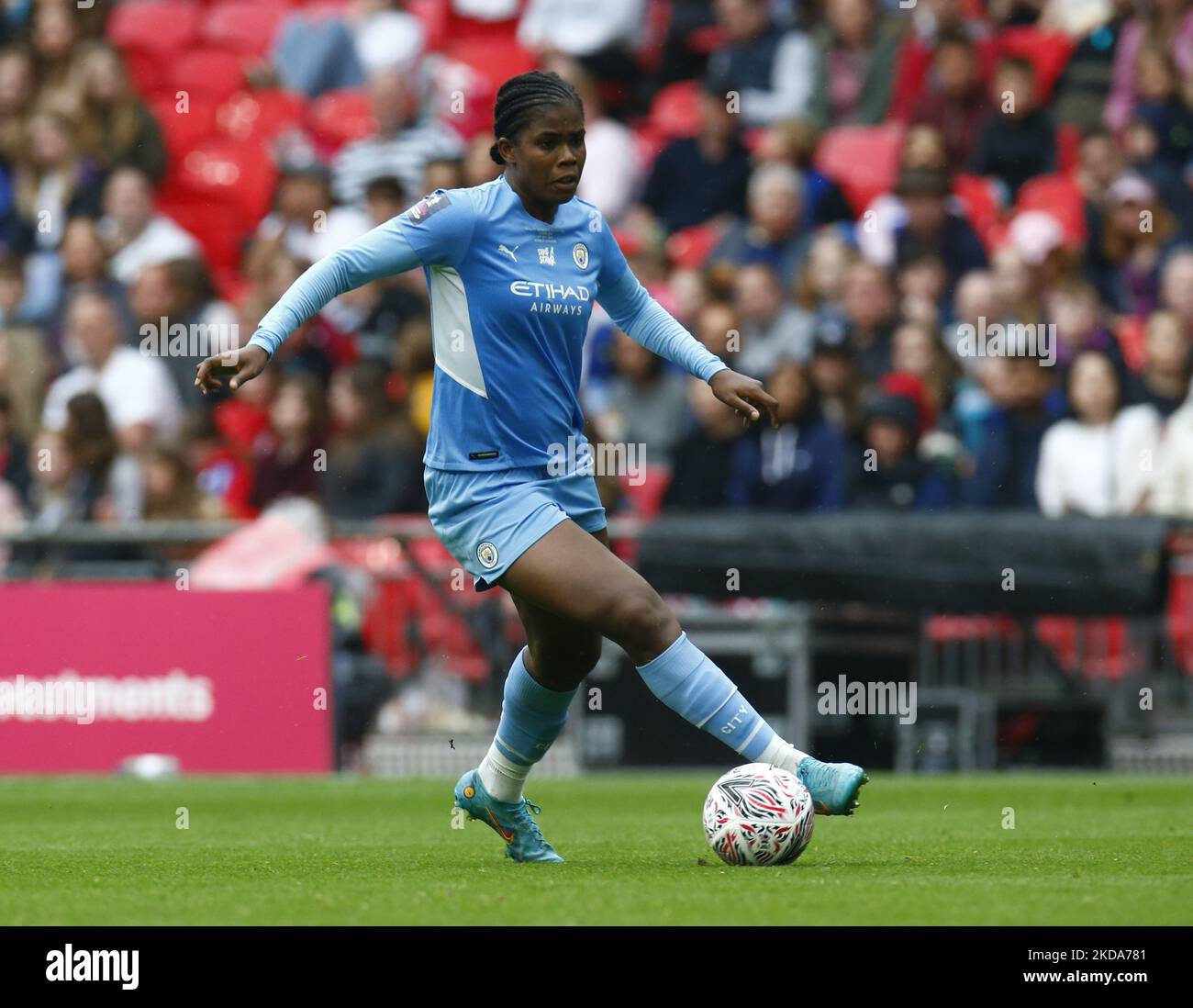 LONDON, ENGLAND - MAY 15:Khadija Shaw of Manchester City WFC during ...
