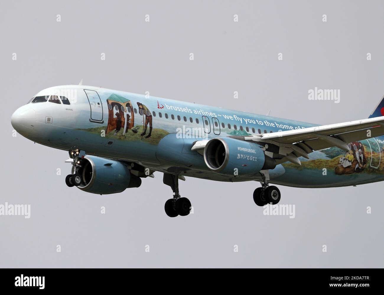 Airbus A320-214, from Brussels Airlines (Belgian Icons Livery ...