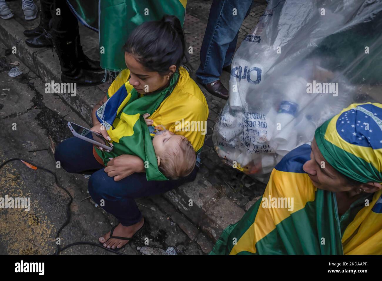 Brazilian national flag colours hi-res stock photography and images - Alamy