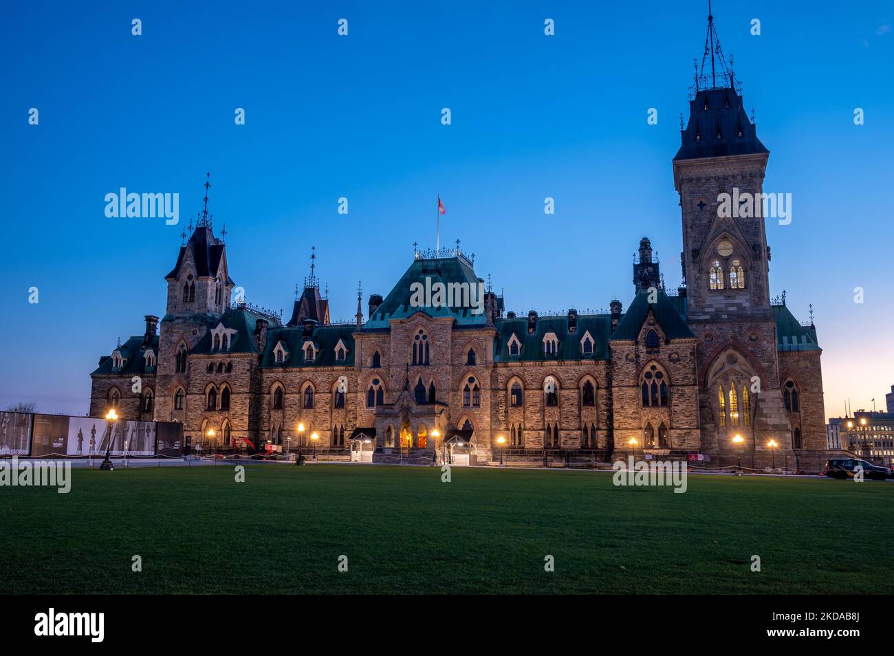 House of commons ottawa west block hi-res stock photography and images ...