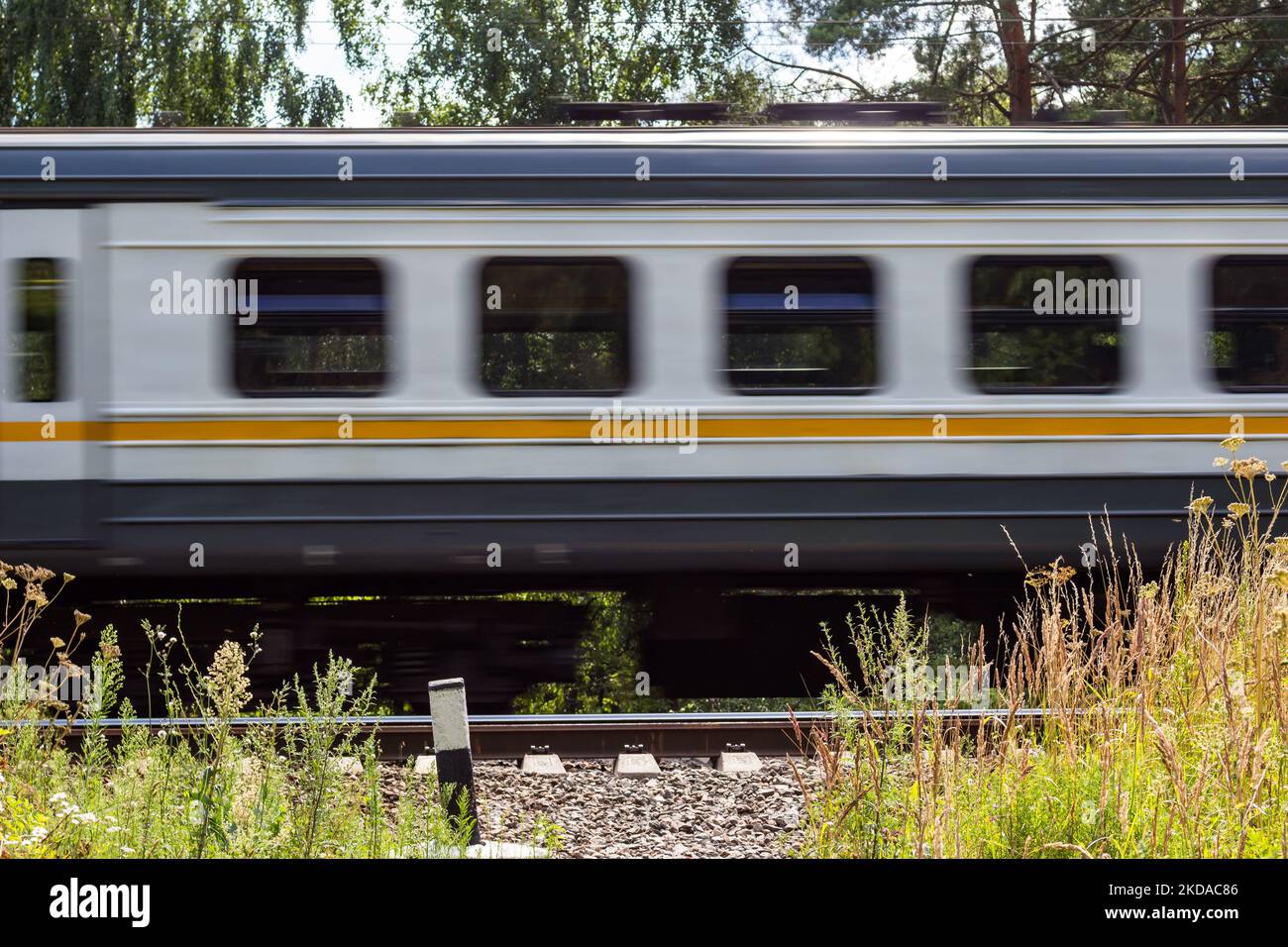 Train wagons side view hi-res stock photography and images - Alamy