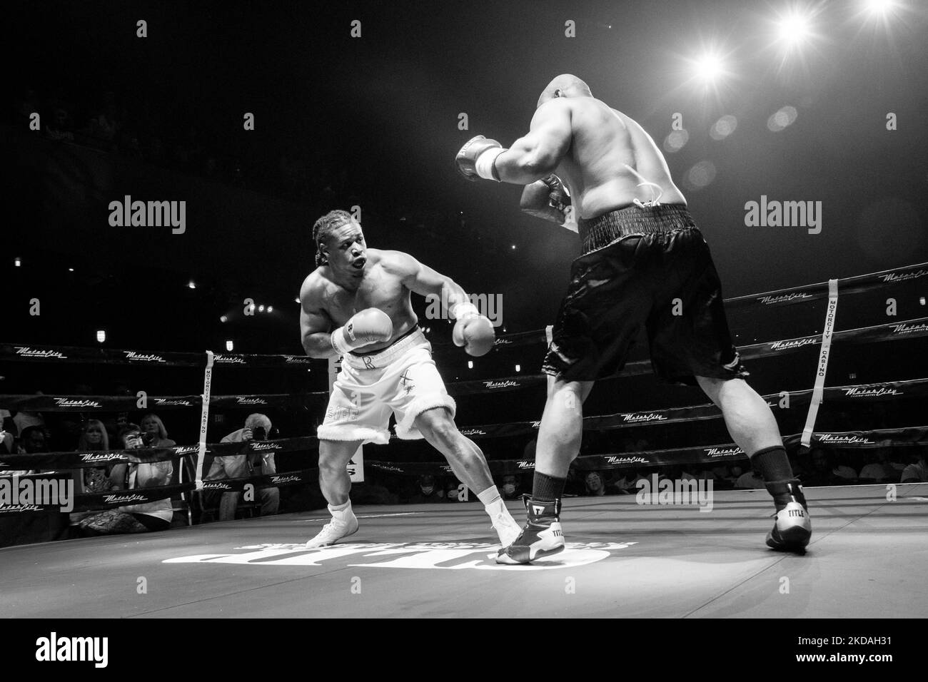 Vernon Webber (Detroit; now 3-0) took down Carlos Black (Baltimore; now ...