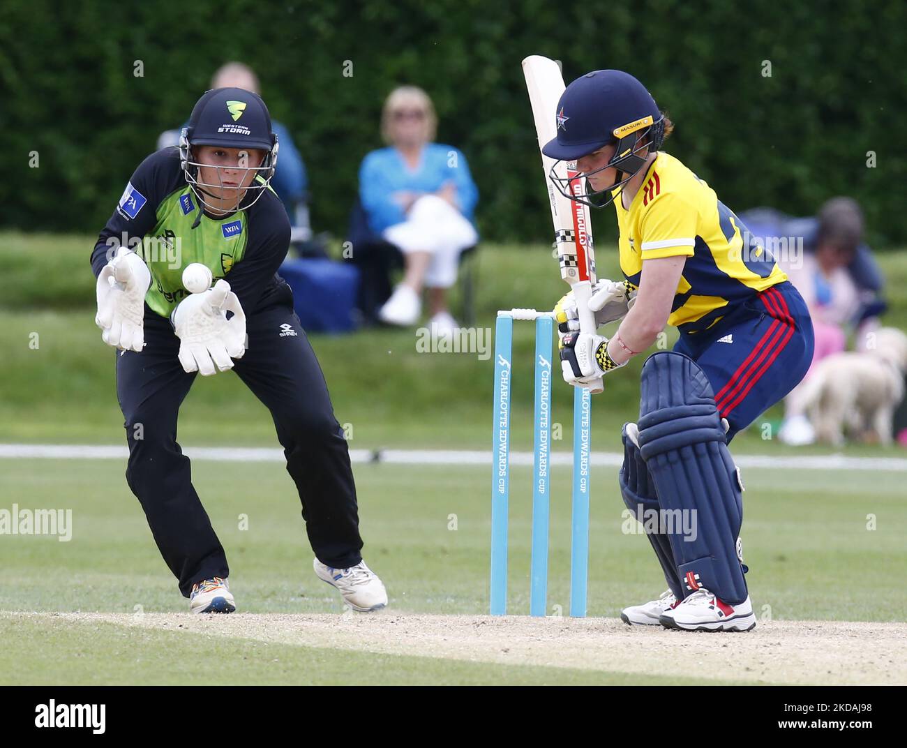 L-R Western Storm's Natasha Wraith and South East Stars Kalea Moore ...