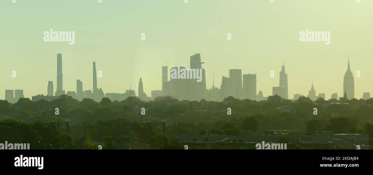 Early morning New York city skyline Stock Photo - Alamy