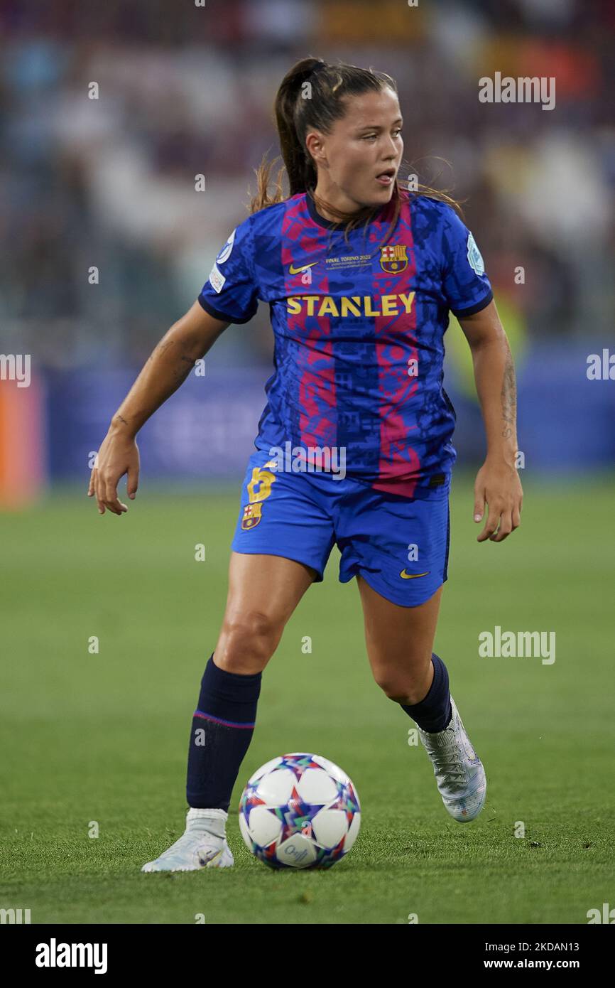 Claudia Pina in action during the UEFA Women's Champions League final ...