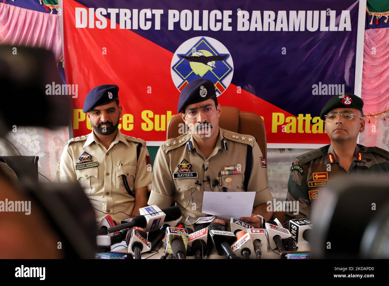 SSP Baramulla Rayees Mohammad Bhat address media persons in Baramulla ...