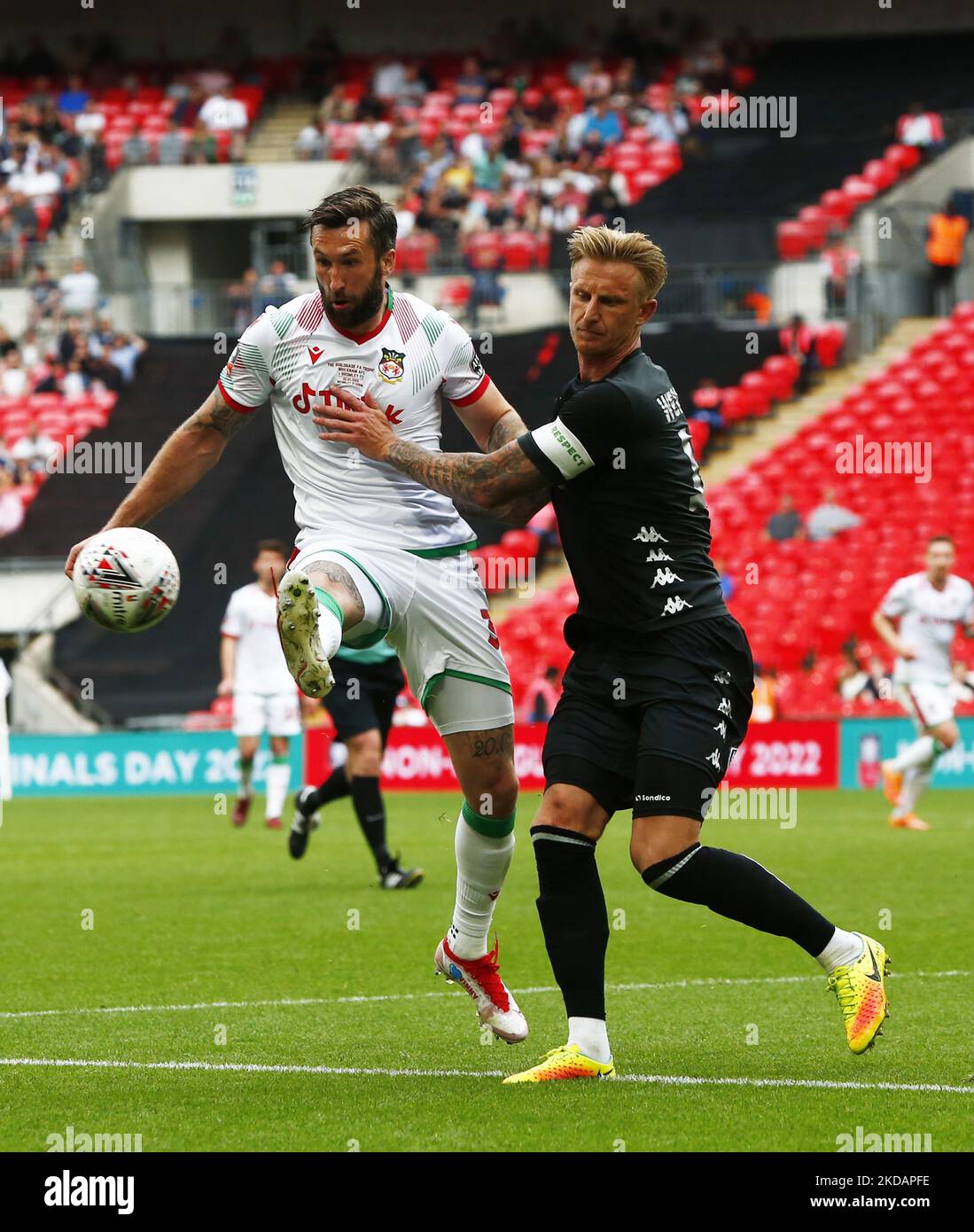 Ollie palmer wrexham hi-res stock photography and images - Alamy