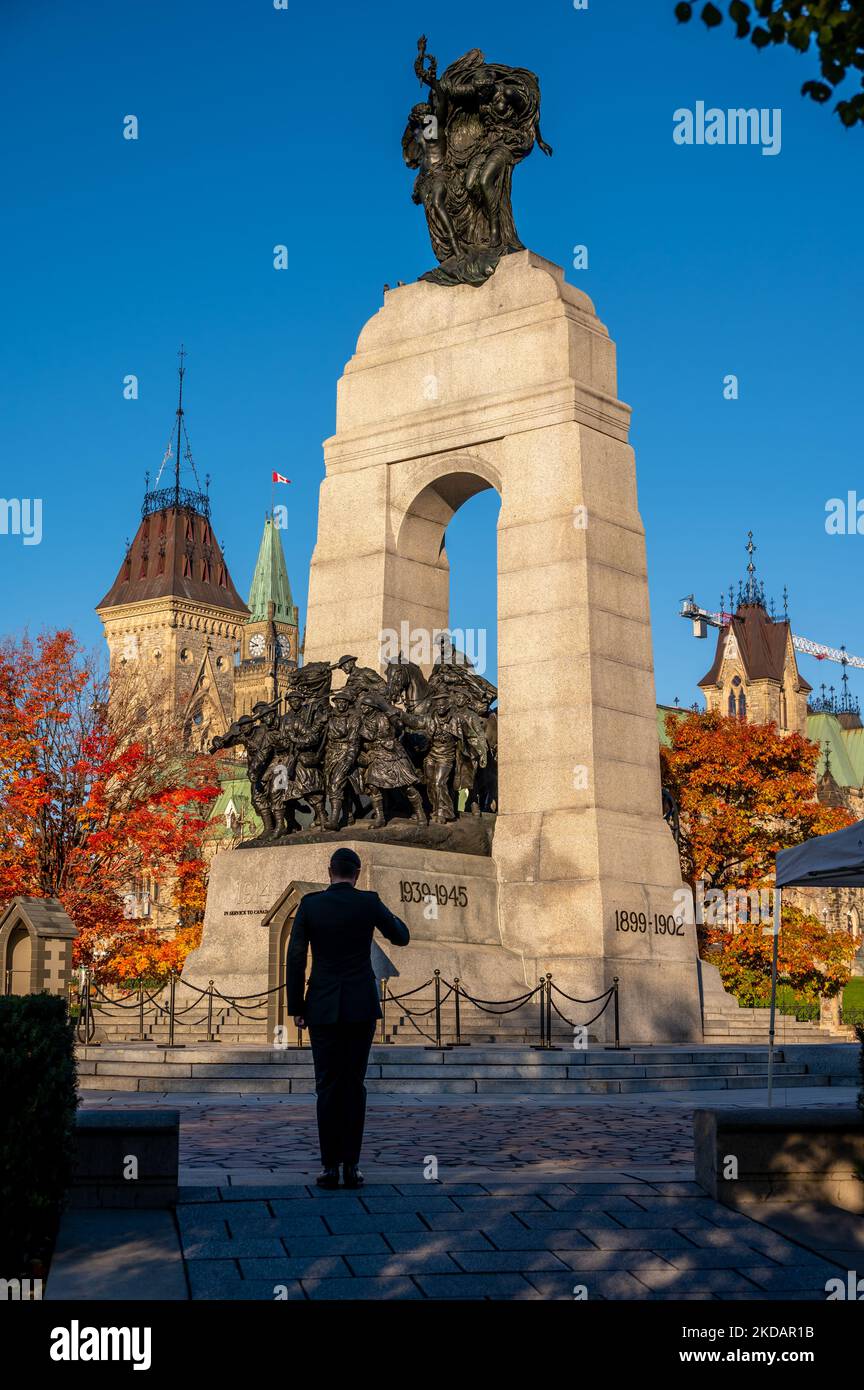 Ottaw, Ontario - October 21, 2022: National War Memorial in Ottawa ...