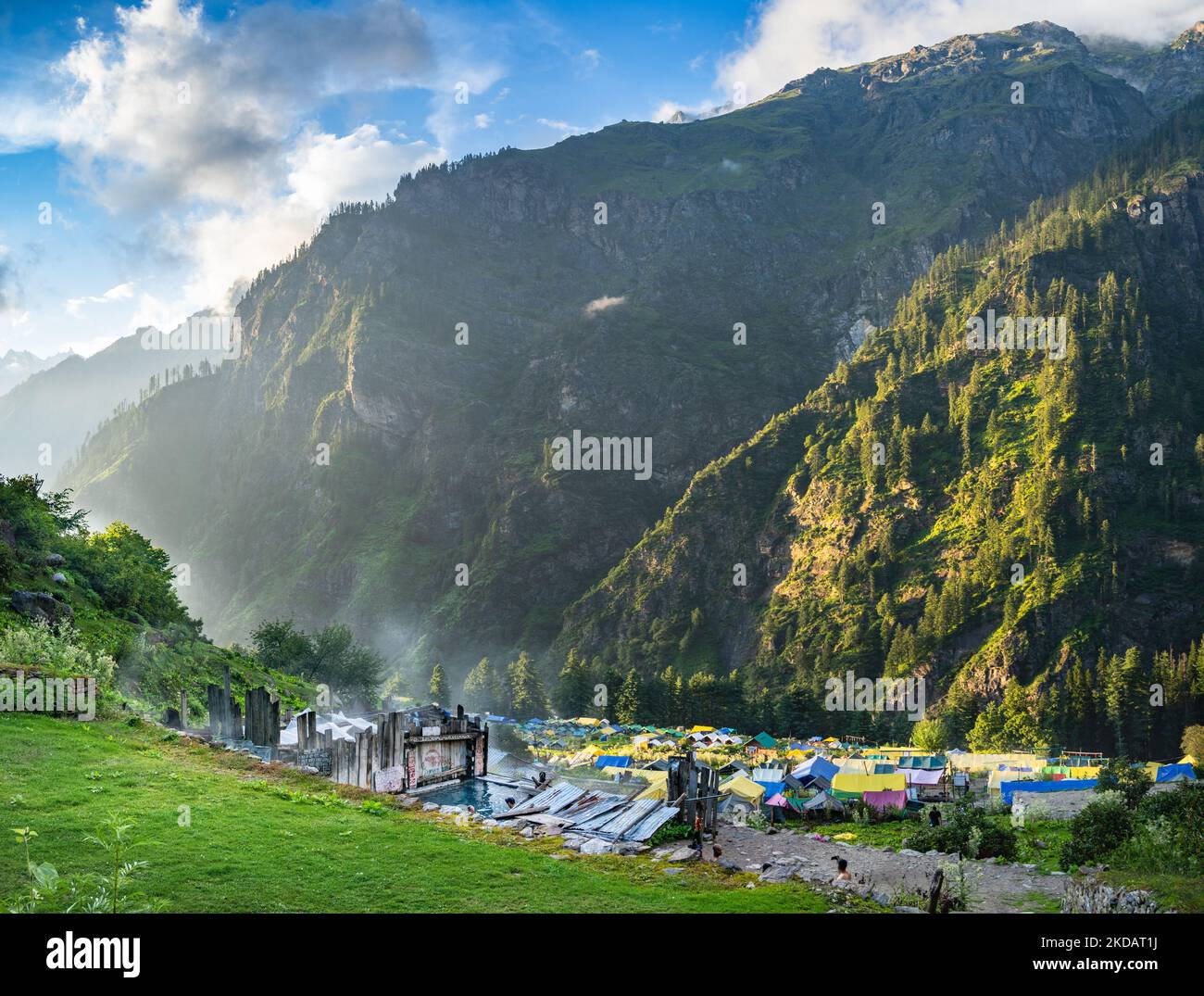 View form Kheerganga Campsite, Parvati Valley, Dauladhar Range ...
