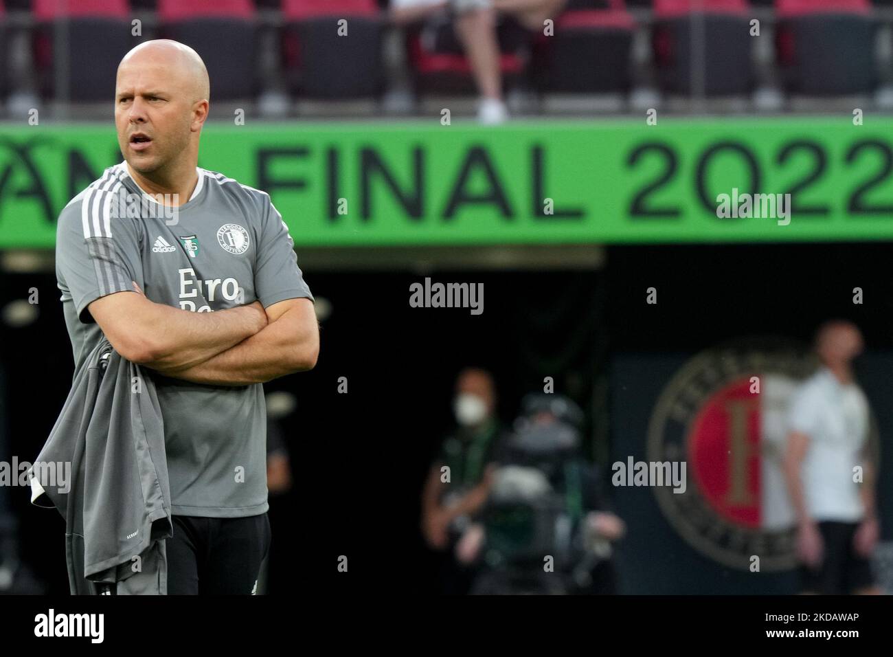 Arne Slot manager of Feyenoord Rotterdam looks on during Feyenoord ...