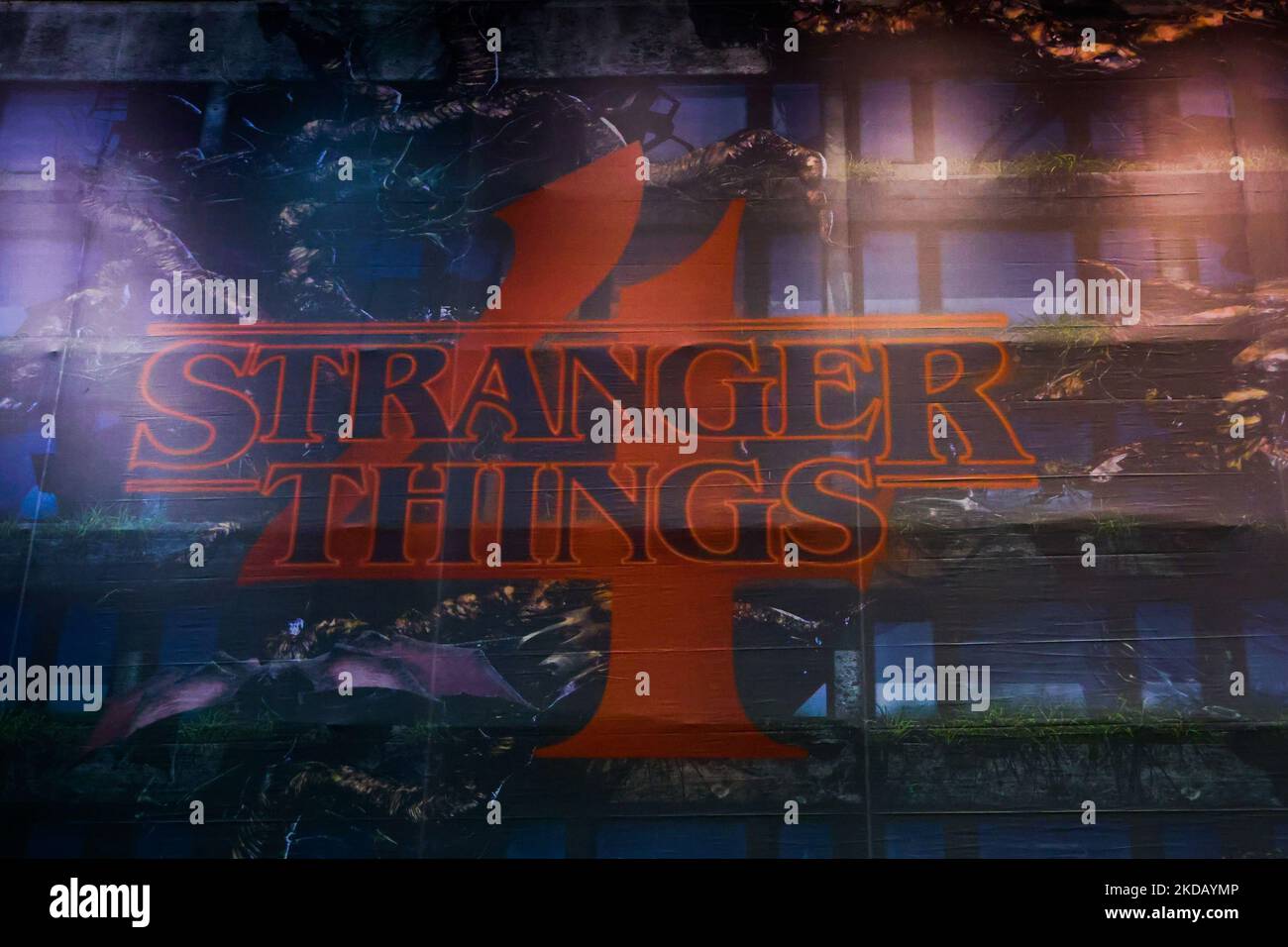 Netflix stranger things ad hi-res stock photography and images - Alamy