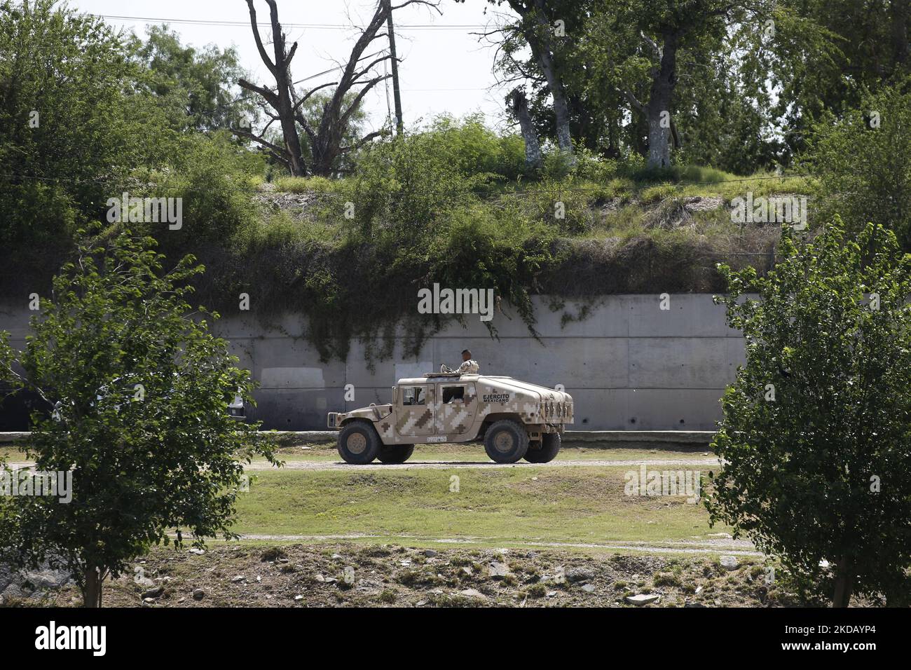Mexican armed forces vehicle hi-res stock photography and images - Alamy