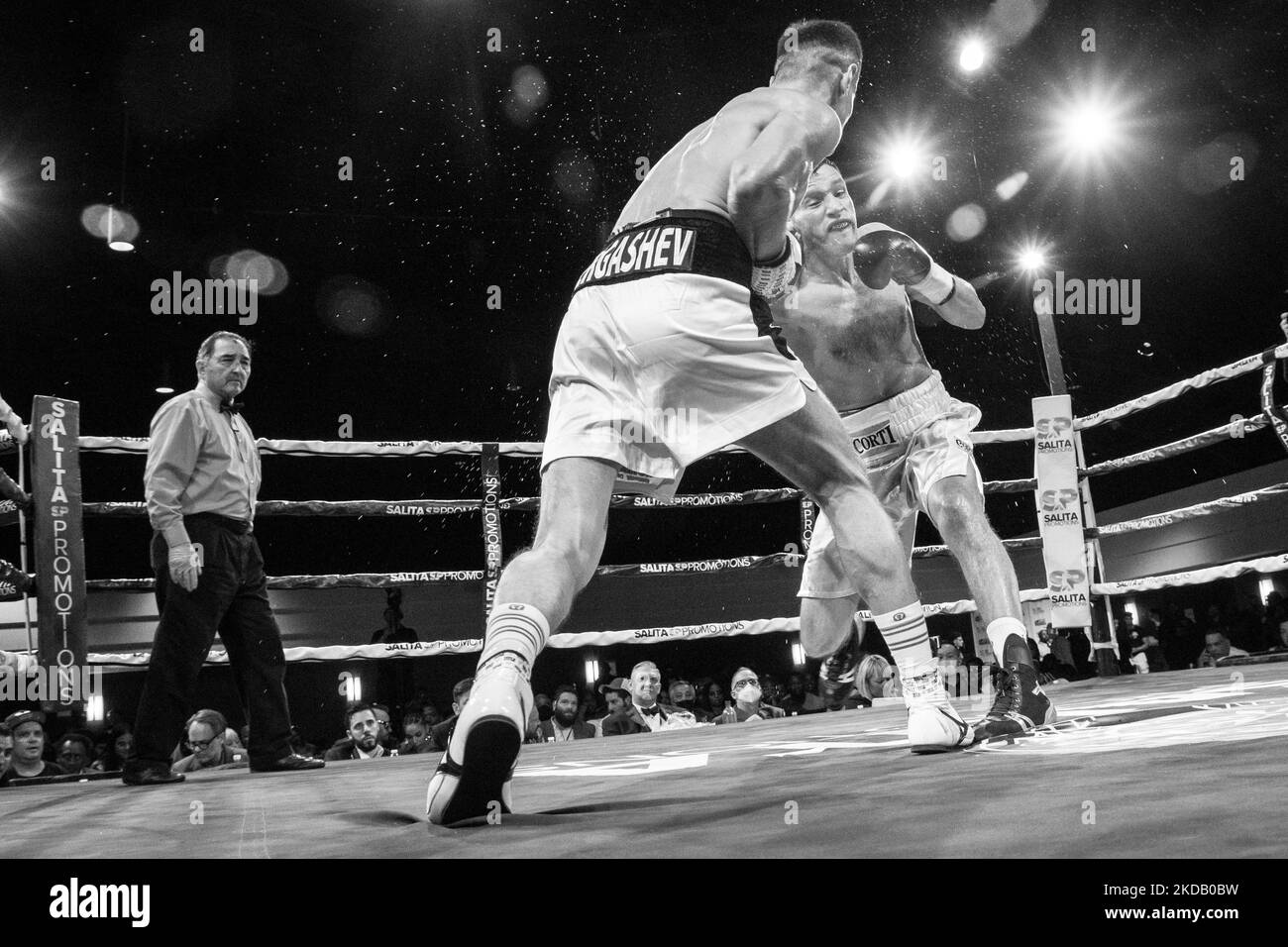 Boxing rankings Black and White Stock Photos & Images - Alamy