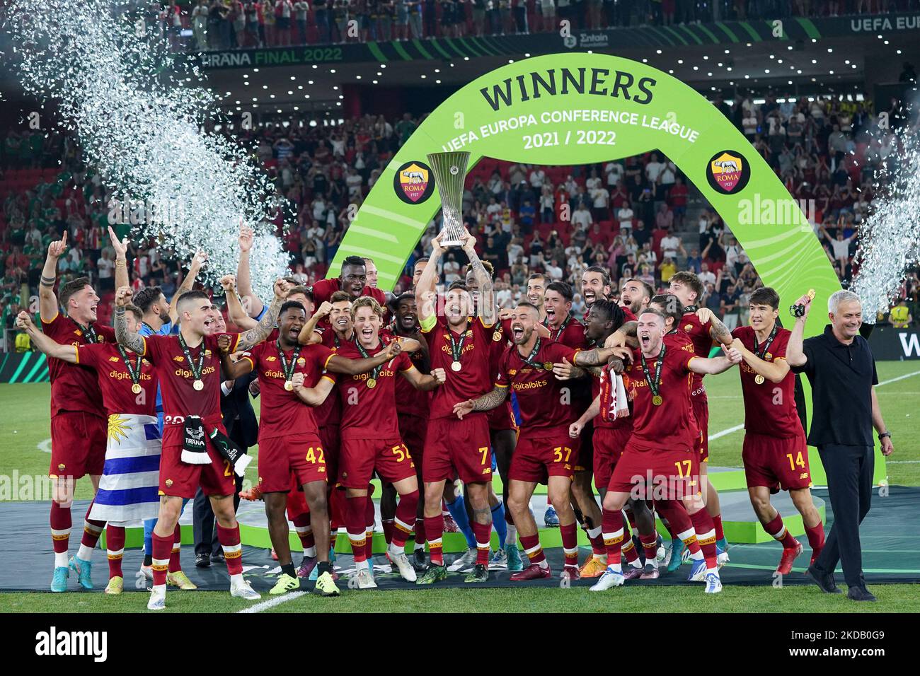 Lorenzo Pellegrini of AS Roma lifts the trophy during the UEFA ...