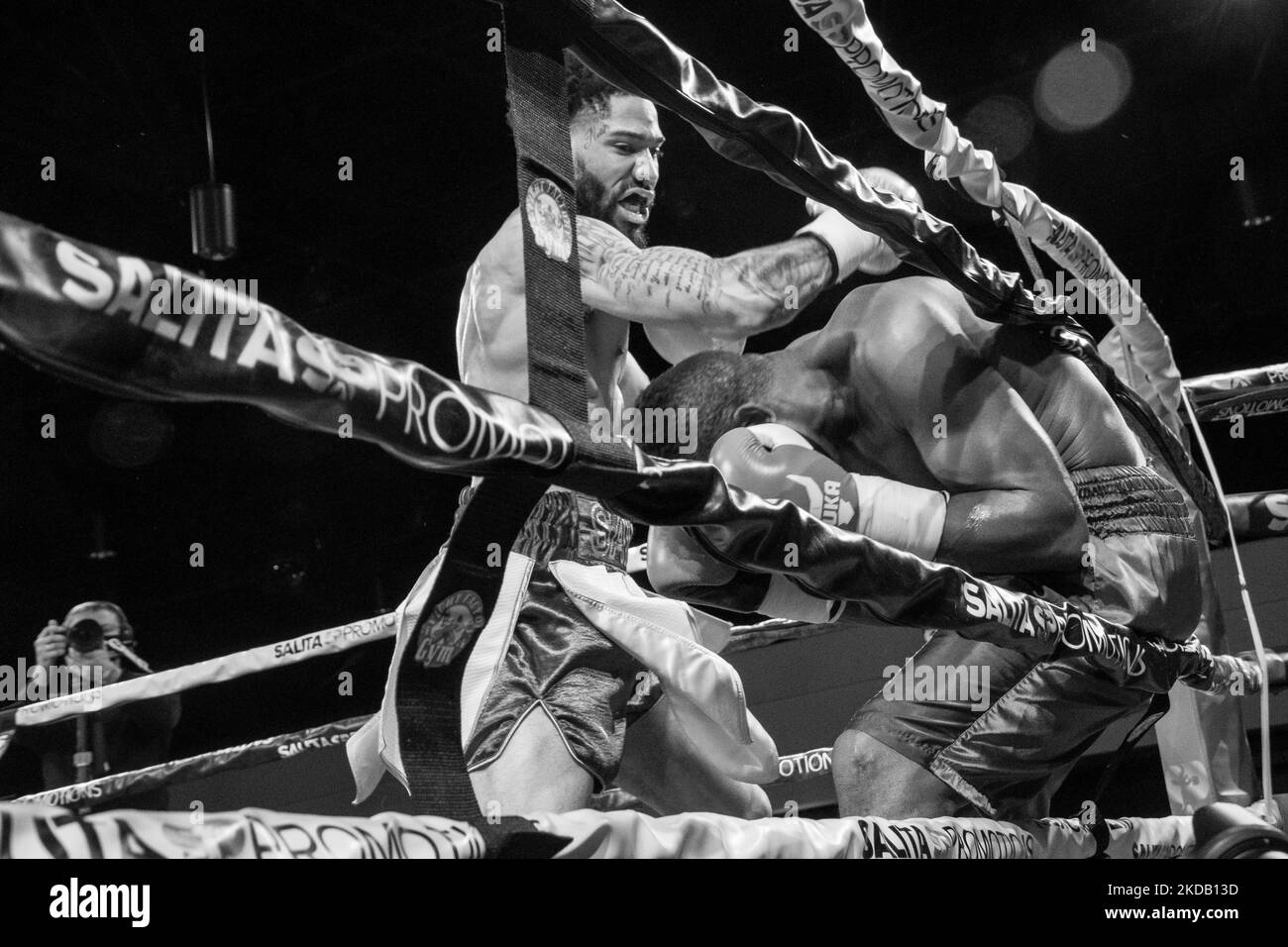 Super welterweight Marlon “Savage” Harrington (8-0, 7 KOs; Detroit, MI ...