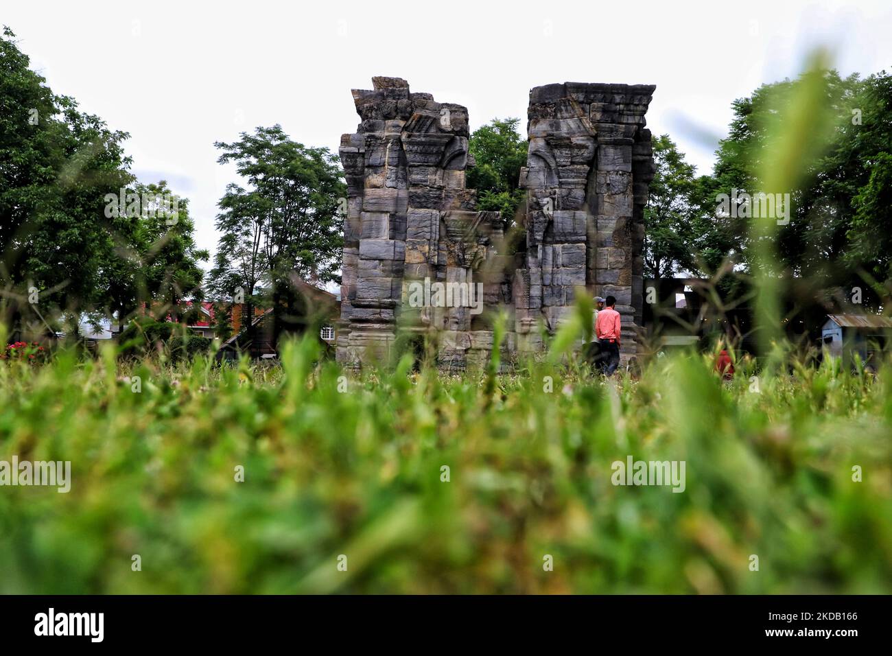 People sit in pandaw park on a hot summer day in Pattan Baramulla Jammu ...
